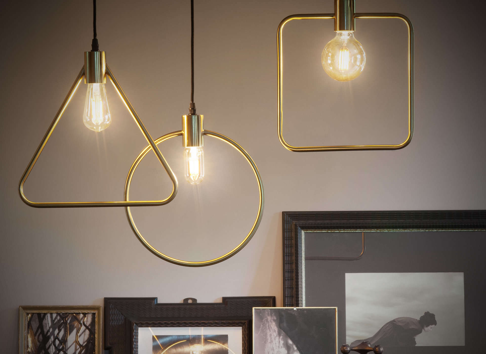 Ideal-Lux | Home - IT