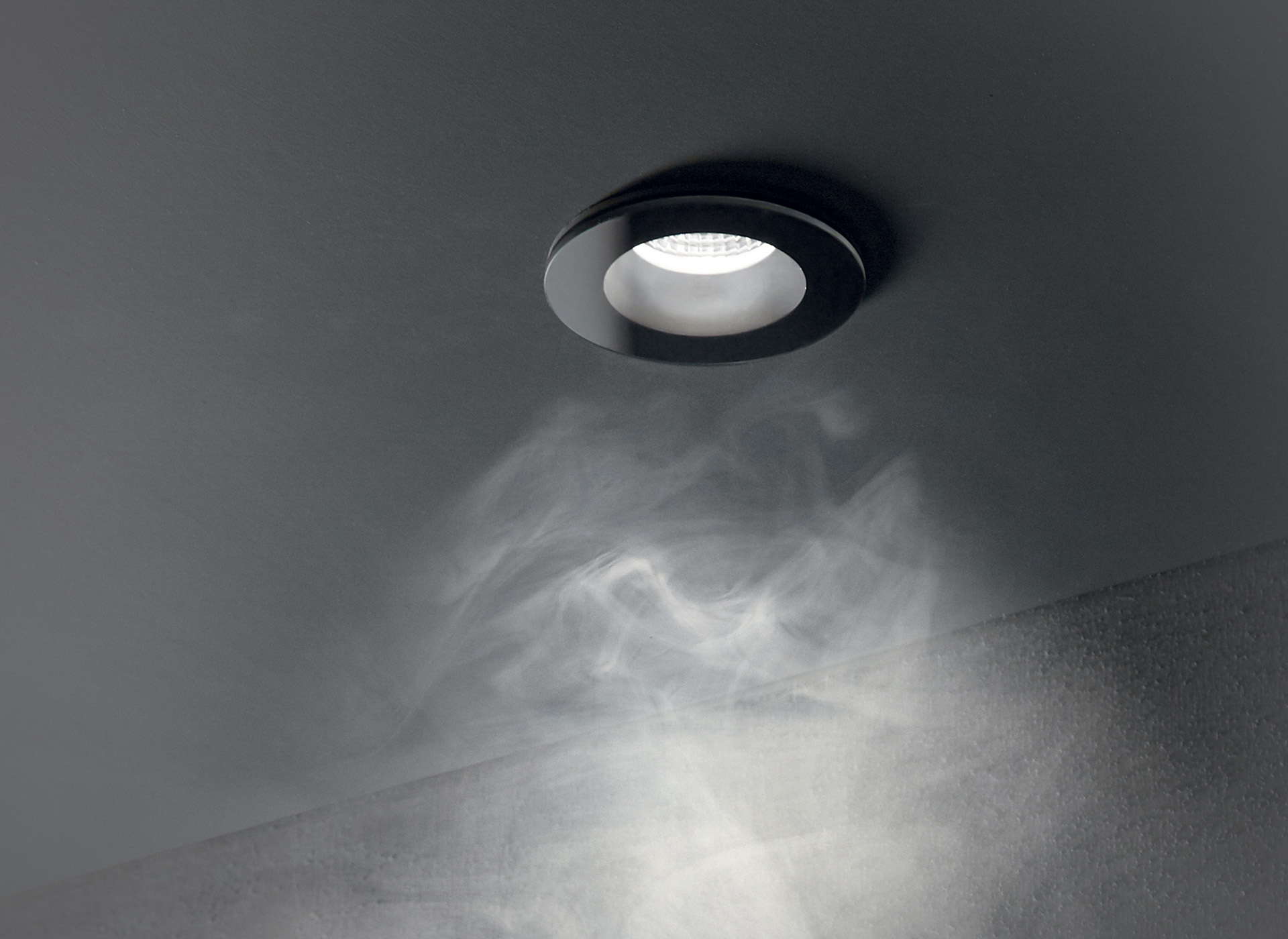 Ideal-Lux | Home - IT